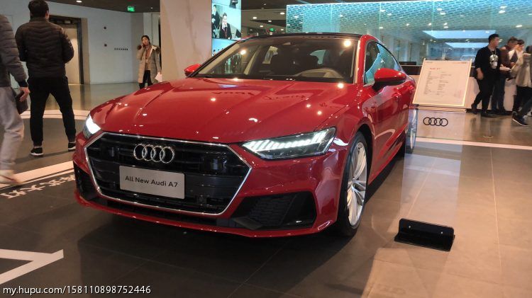 德国的奥迪专卖店，拍了些新到的车，Q8、Q3和A1 - 2018年12月11日 虎扑存档 - 看帖神器