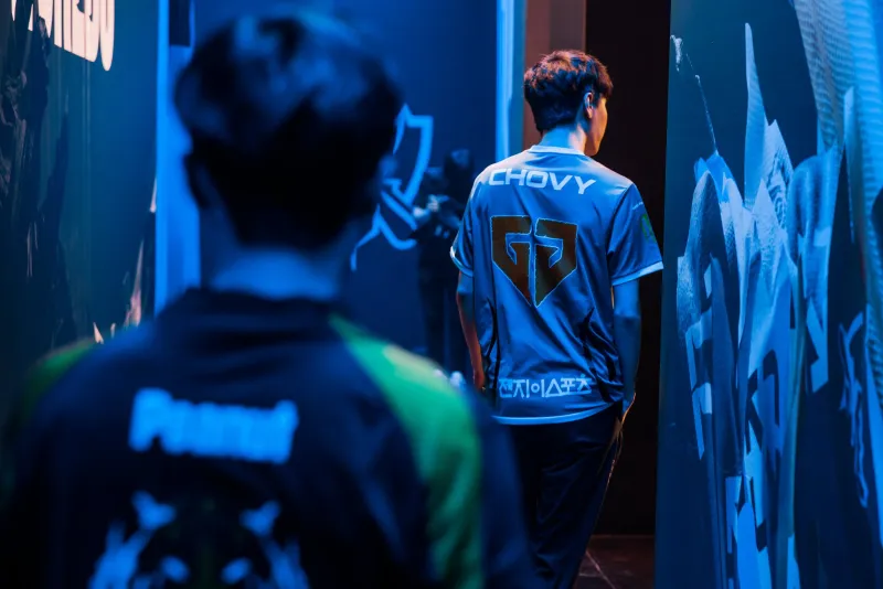 [流言板]LoL Esports晒Peanut与Chovy背影：Chovy现在无懈可击-英雄联盟丨LPL-虎扑社区